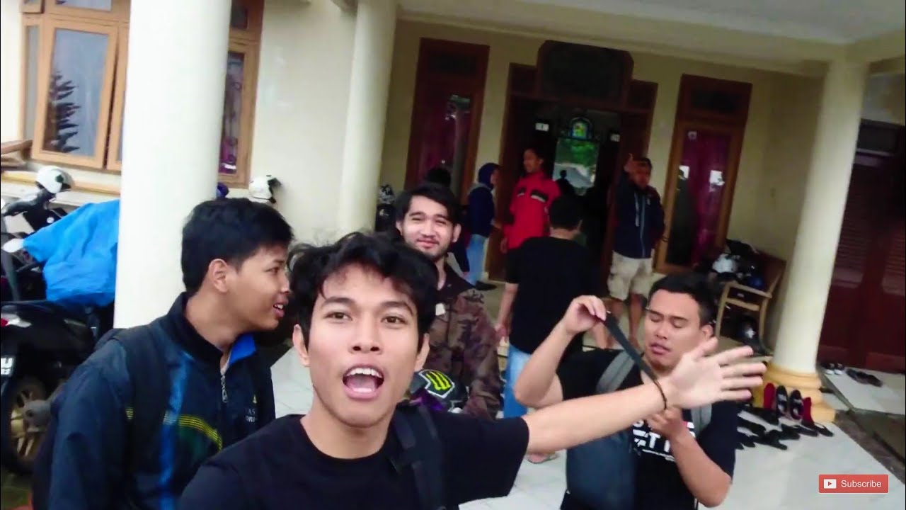bandungan saksi keindahan alam dari sebuah villa keakraban atem ...