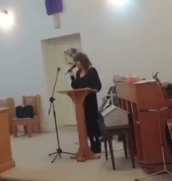 Sister Debbie Wright - "I just came to talk with You Lord" - YouTube