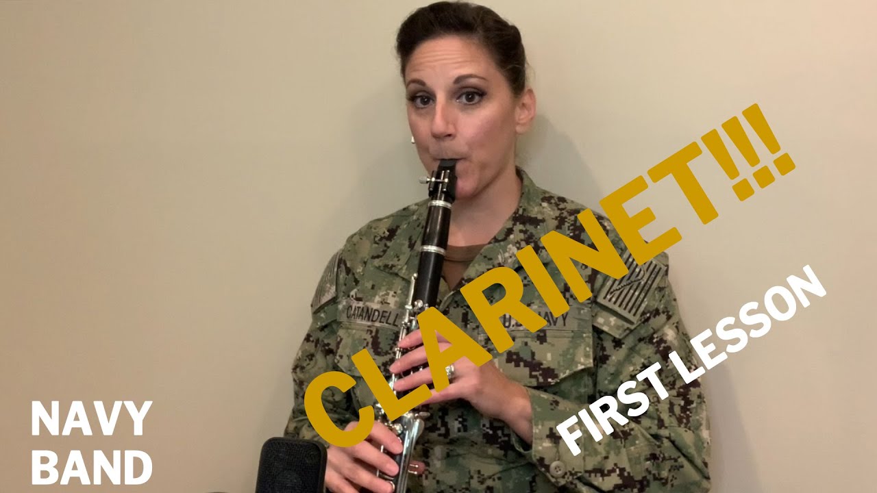 1st Lesson: Clarinet - YouTube