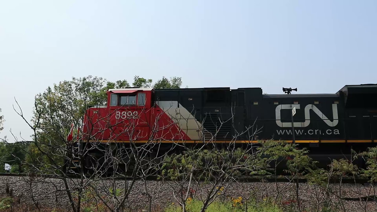 CN A450 Crosses The Pensaukee River on Former CNW Rails - YouTube
