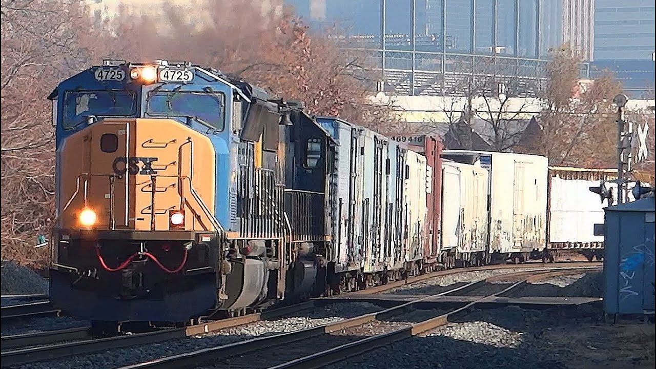 New CSX Train Signals @ Carroll - YouTube