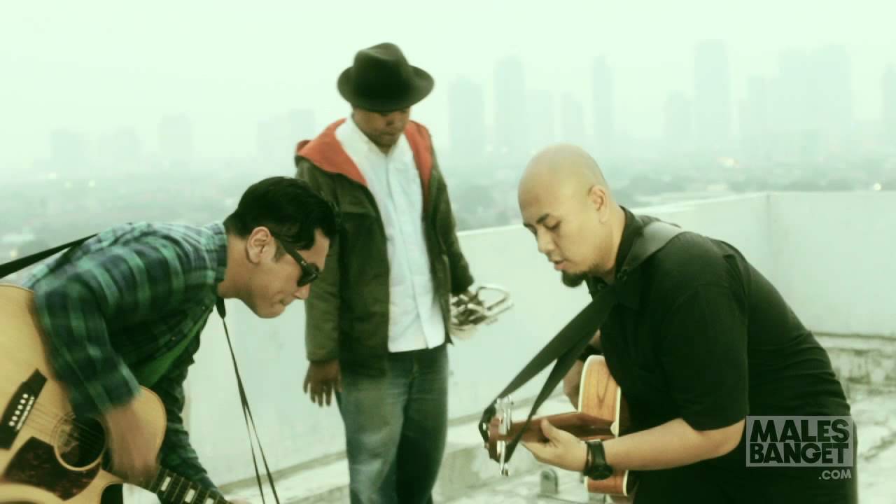 Sunset on a Rooftop - Leonardo Ringo - Midnight Hooray! - YouTube