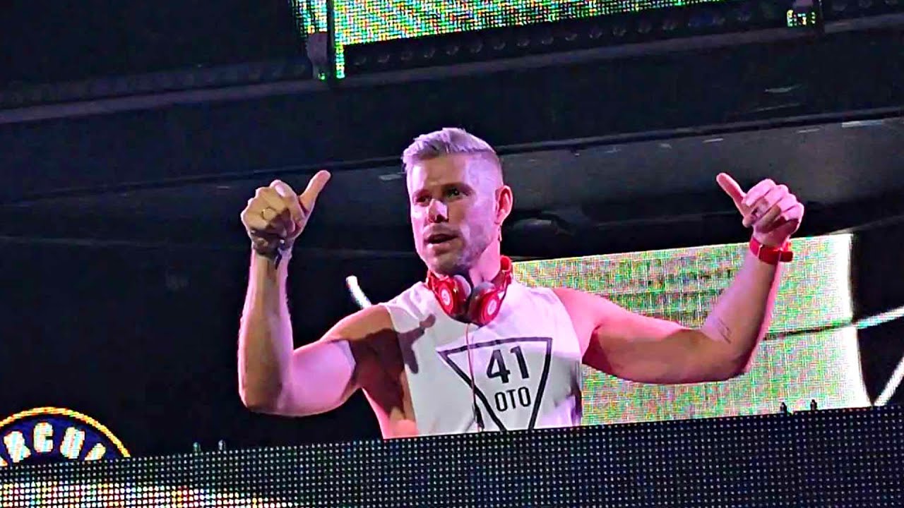 Dj Suri Las 12 | Papa Party Circuit Festival Barcelona 2023 - YouTube