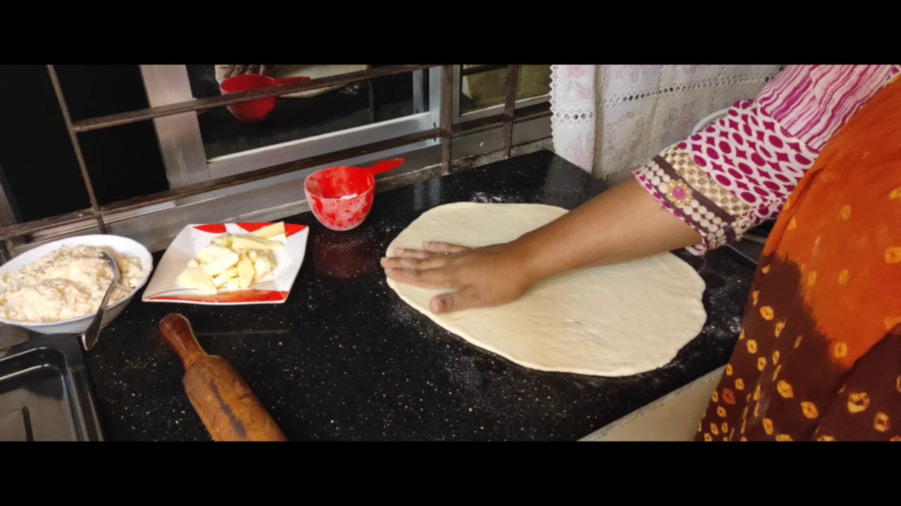 White sauce chiken bread || Bangla recipie || MCRG - YouTube