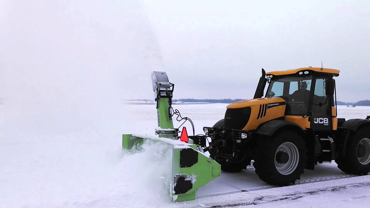 J.C.B. Fastrac - YouTube