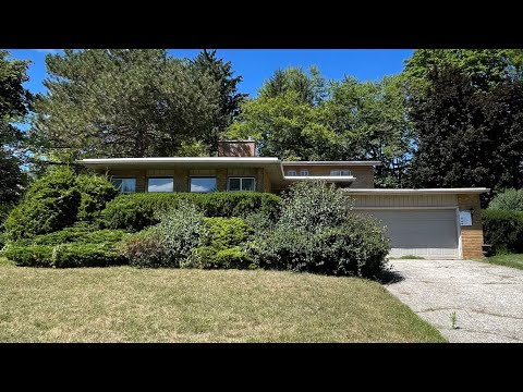 Exploring a Millionaires 1960’s Mid Century Modern House **STUCK IN ...