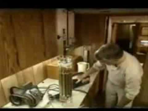 FREE ENERGY inventor mysteriously died! Stan Meyer - YouTube