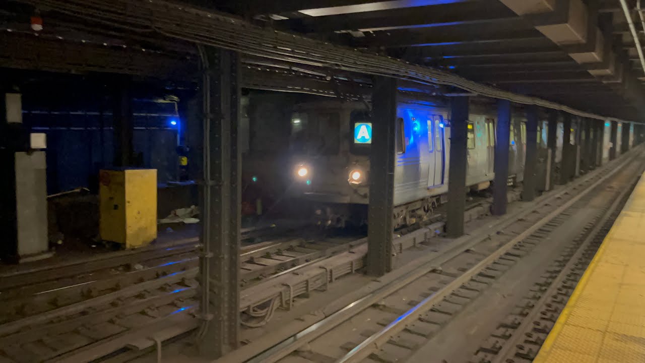 N.I.S. R46 “(A)” Train Passing by Canal Street-Holland Tunnel. - YouTube