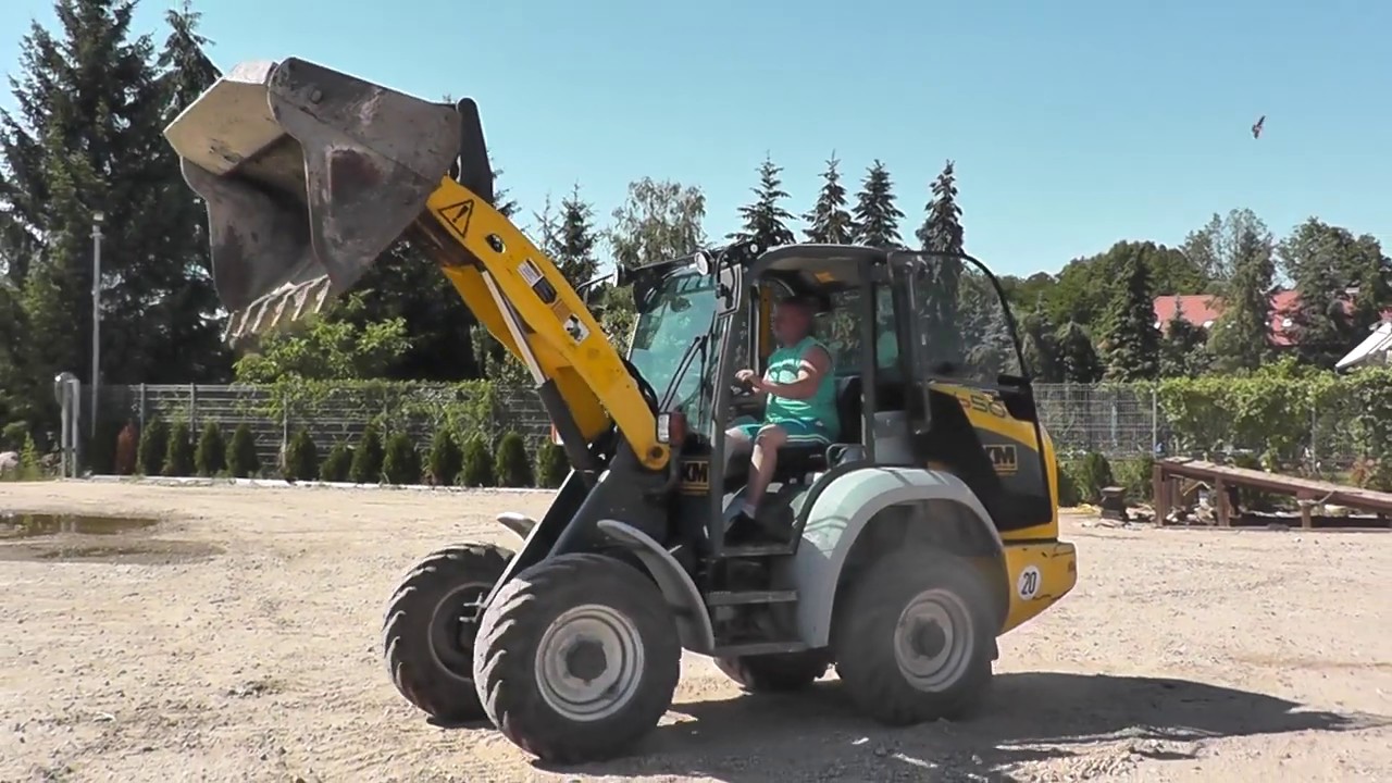 KRAMER 650 WWW KMRENT PL KM MASZYNY BUDOWLANE MILICZ +48663560322 - YouTube