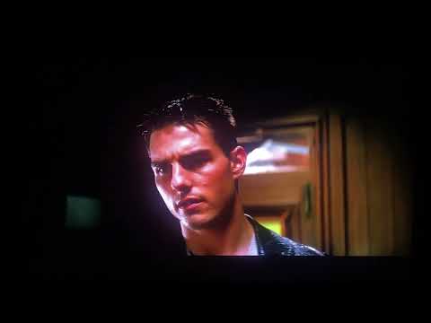 Mission impossible Claire kiss Ethan hand 