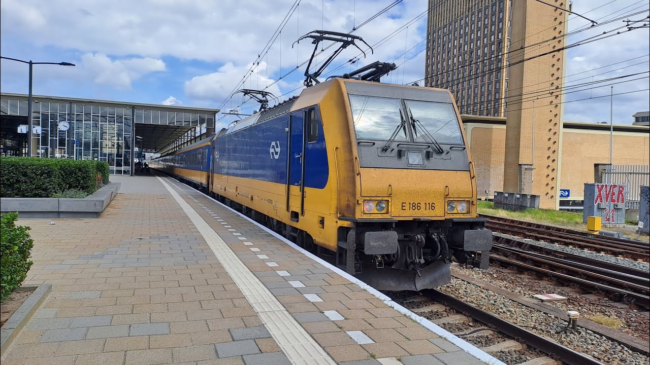 Treinrit Amsterdam Centraal - Eindhoven Centraal met de Intercity ...
