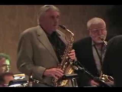 LA Jazz Inst. Terry Gibbs - YouTube Music