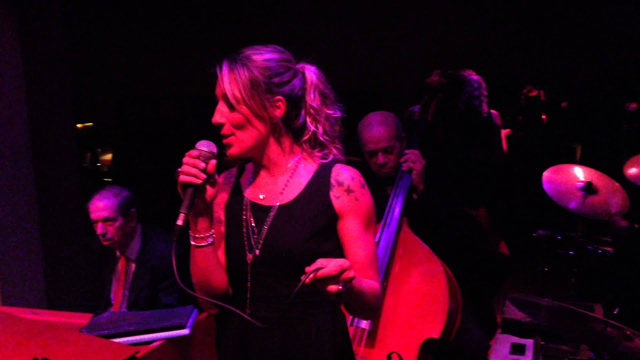 Blue Moon - Anna Lu - YouTube