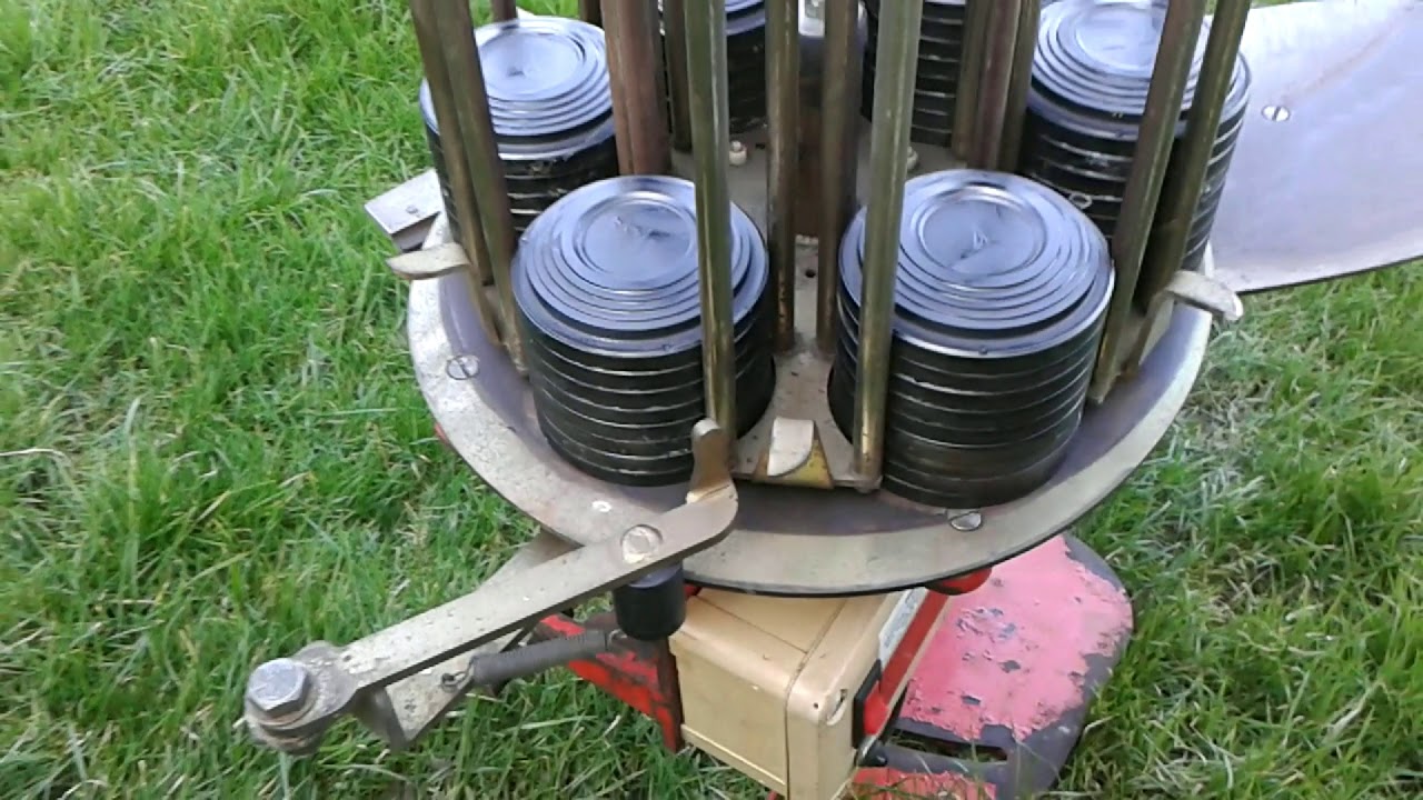 Auto Sporter Firebird clay trap - YouTube