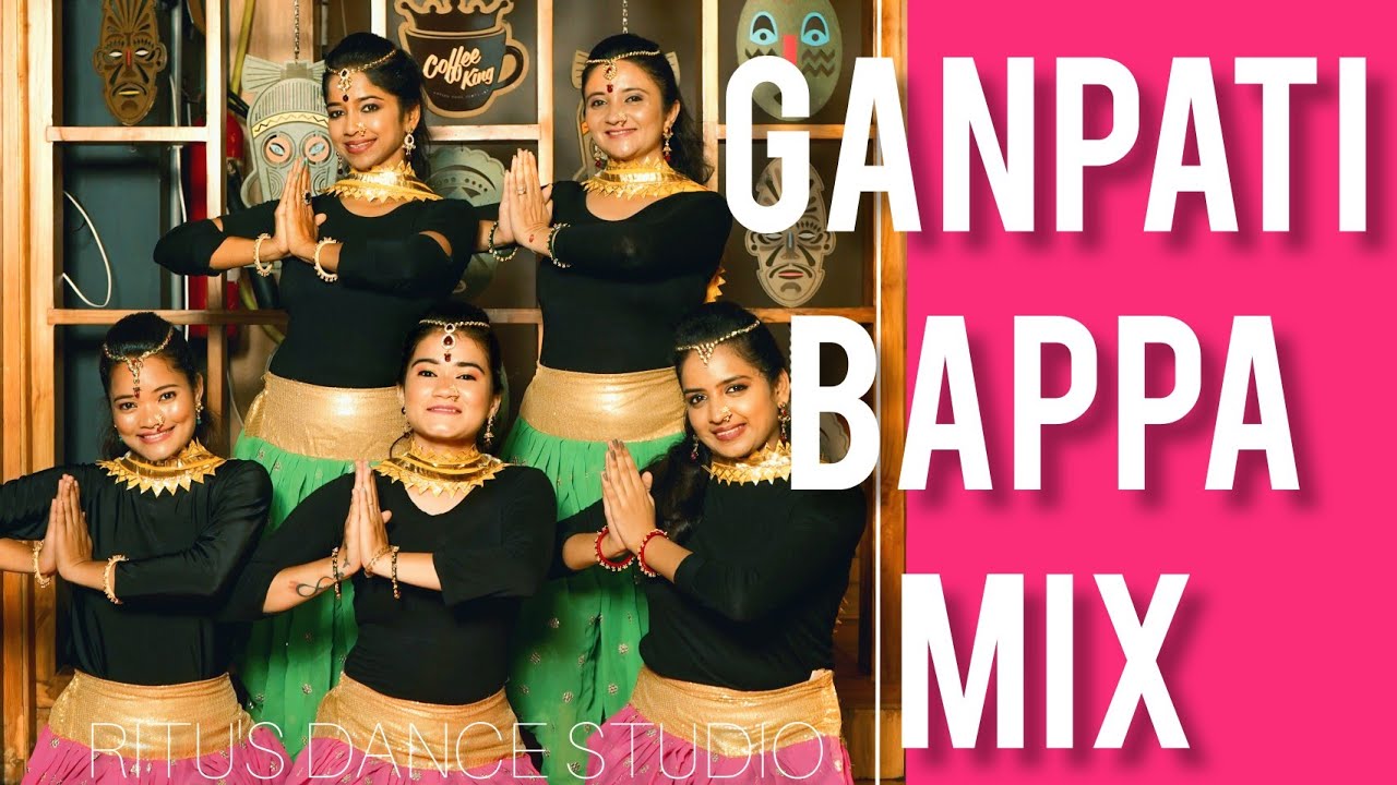 GANPATI BAPPA dance / HE VIGHNHARTA BAPPA/ BANJO/ GANESHA GROUP DANCE ...