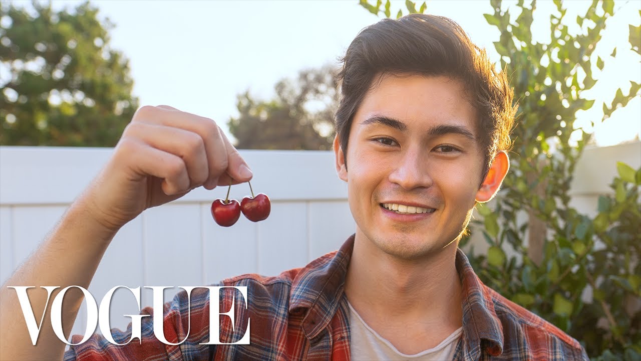 69 Questions With Ian Boggs | Vogue - YouTube