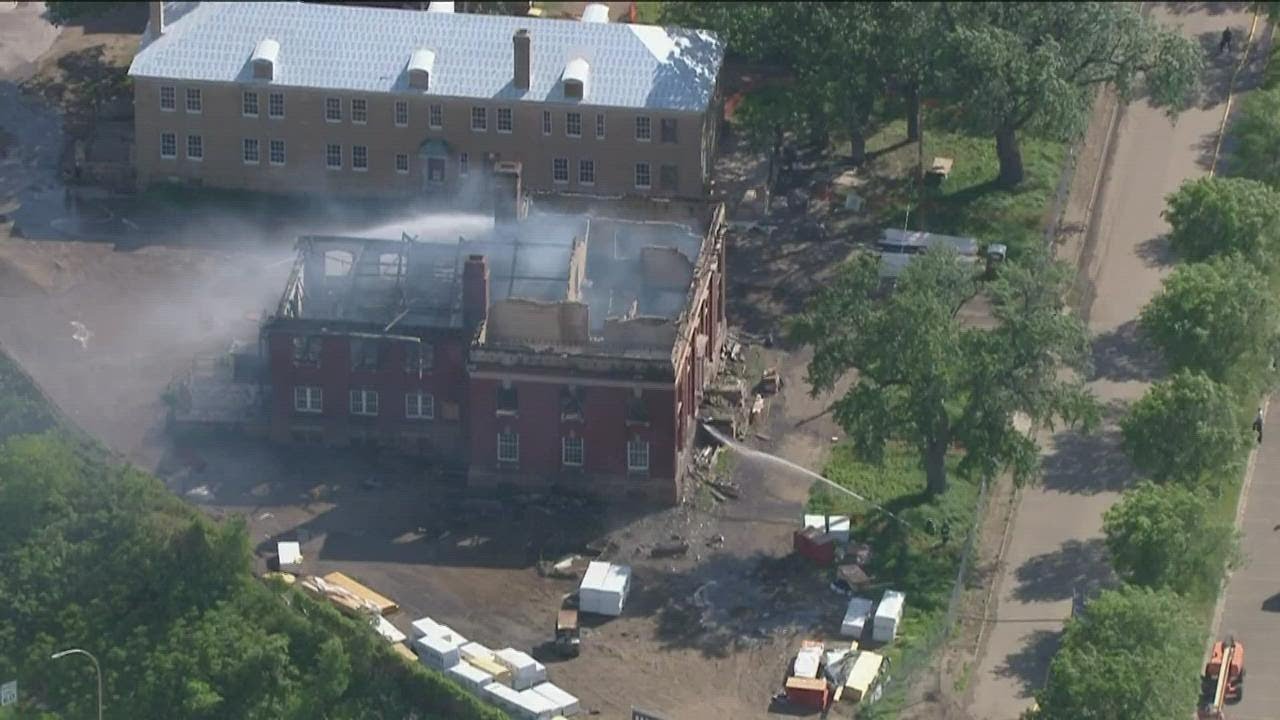 Crews battle fire inside building at Fort Snelling - YouTube