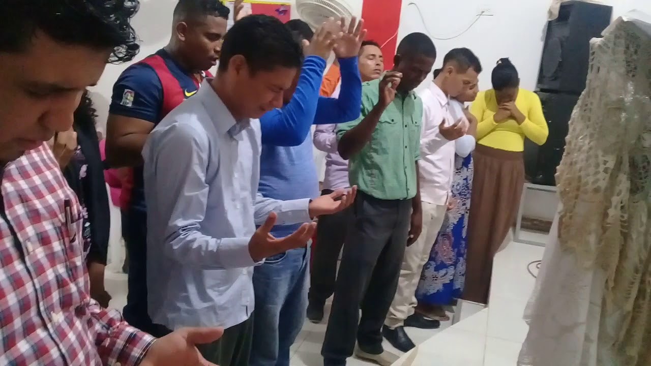 Jesús sigue quebrantado corazones . - YouTube