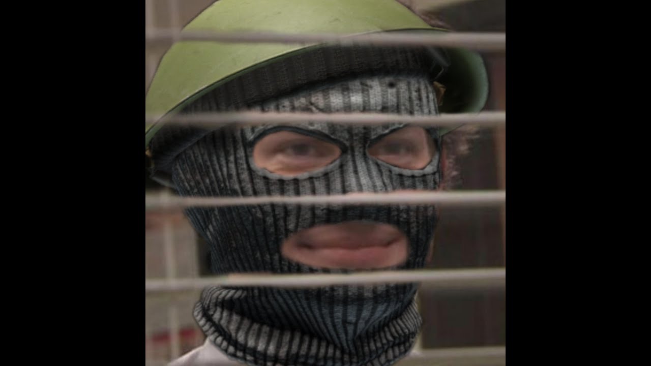 Rat helps heavy chad - YouTube