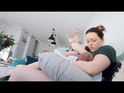 Realistisch beeld van borstvoeding geven | Vloggloss 2096