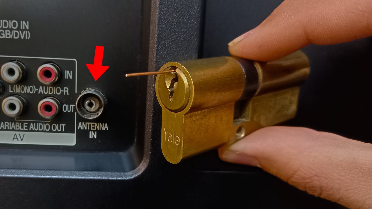 Receive all TV channels with one brass key || Antenna Booster - YouTube