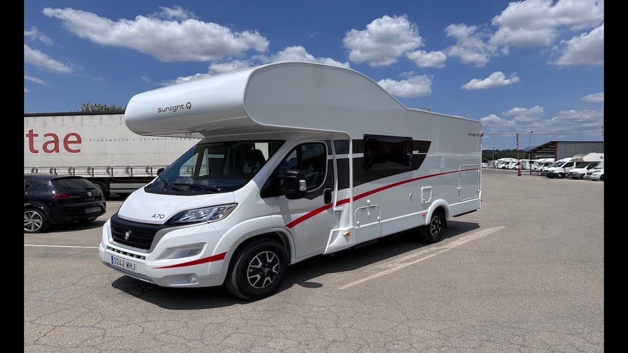 SUNLIGHT A70 Autocaravana 6 Plazas - YouTube