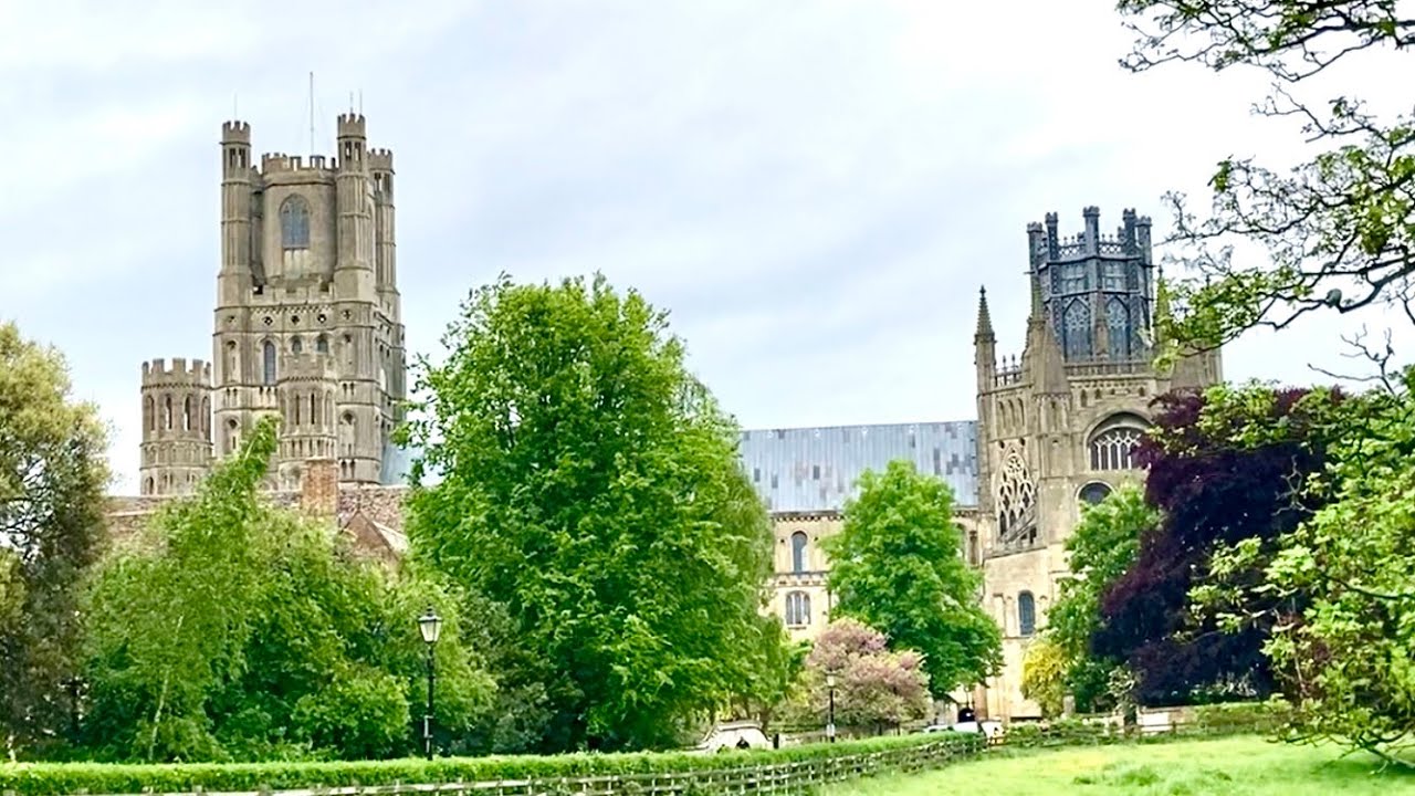 ELY CATHEDRAL & CITY VISIT. WITH OCTAGON ROOF WALK. Magnificent place ...