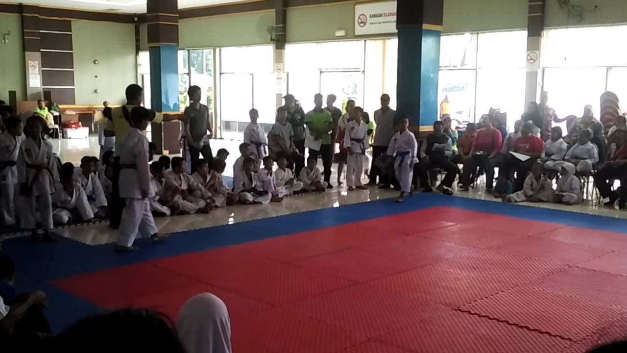 O2SN SD 2017 - Fathir - Karate Kata - YouTube