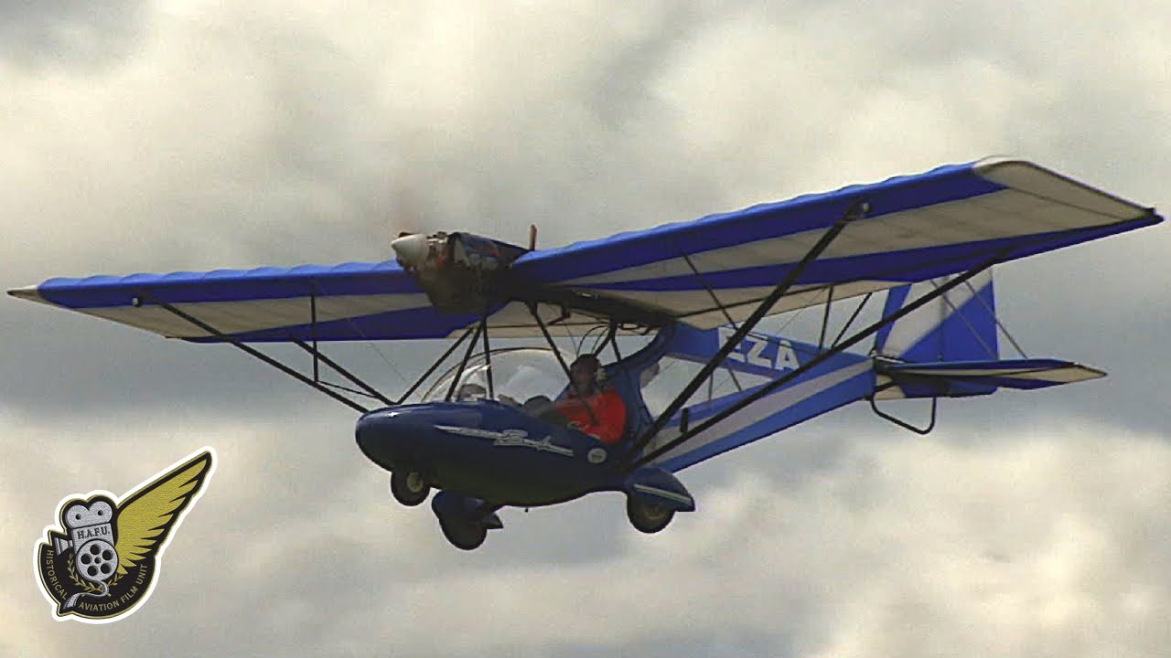 Massed Bantum B22 Microlight Display - YouTube