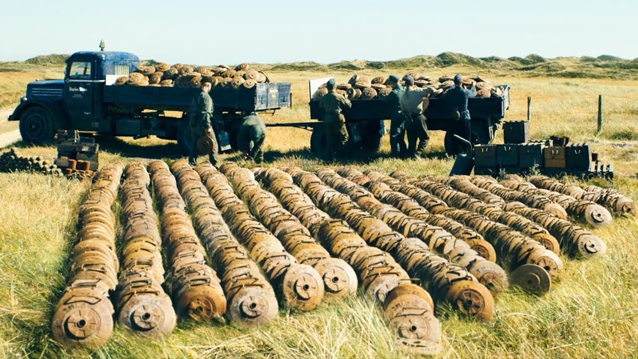 They need to DISARM 45,000 LANDMINES on a BEACH to return home - RECAP ...