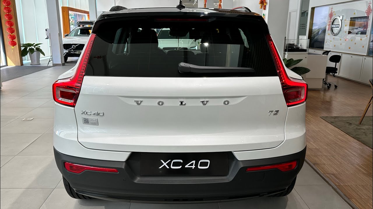 2022 Volvo XC40 R-Design White Color - Luxury Compact SUV | Exterior ...