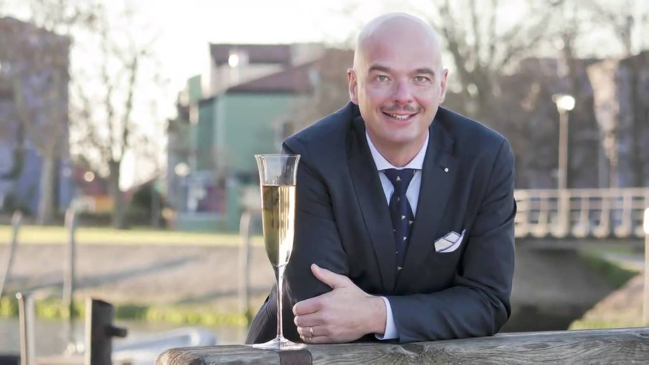 Roberto Pippan intervista Gianluca Bisol su Habitat - Radio 1 - YouTube