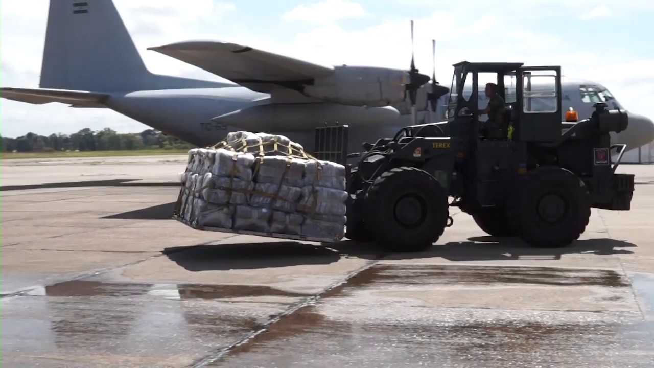 Ayuda Humanitaria a Perú C-130H TC-64 - YouTube