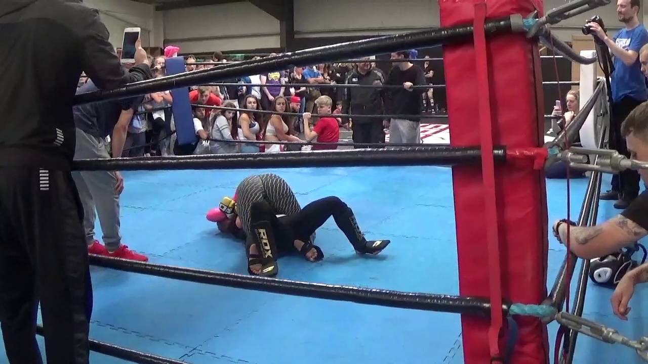 Emily fight 2 - YouTube