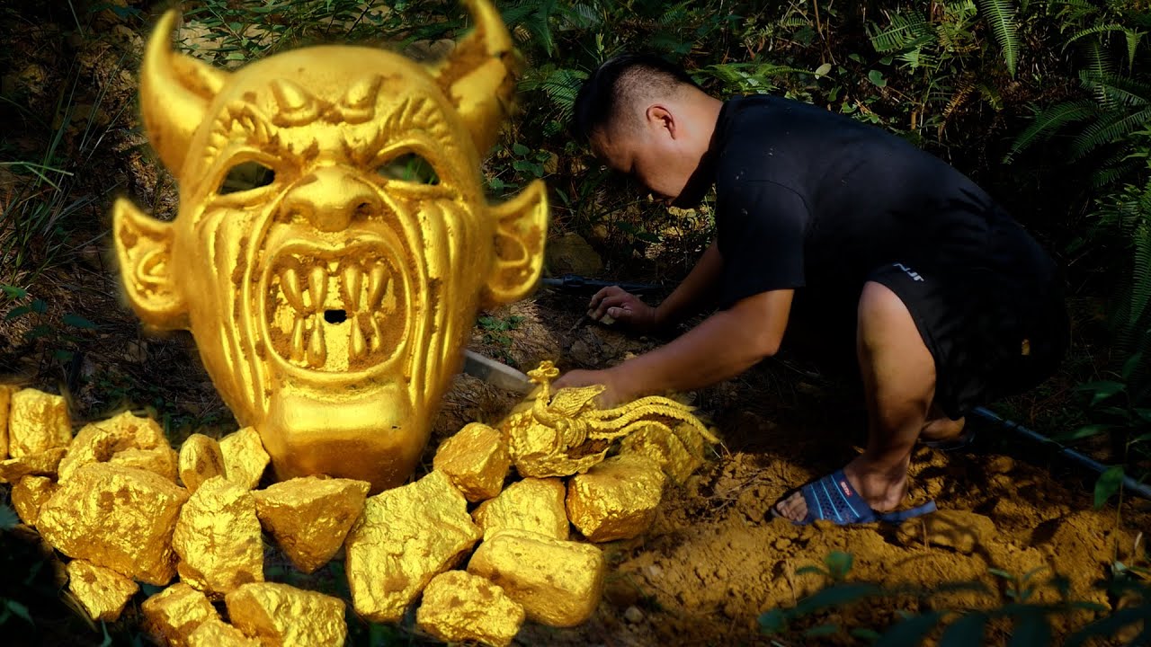 Large gold treasure -- gold mask and gold unearthed in Australia - how ...