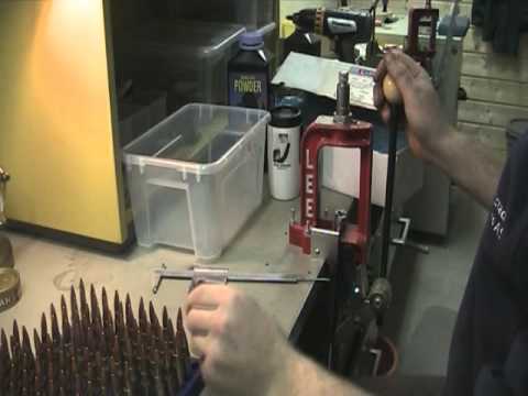 Reloading on Lee Breech Lock Kit - YouTube