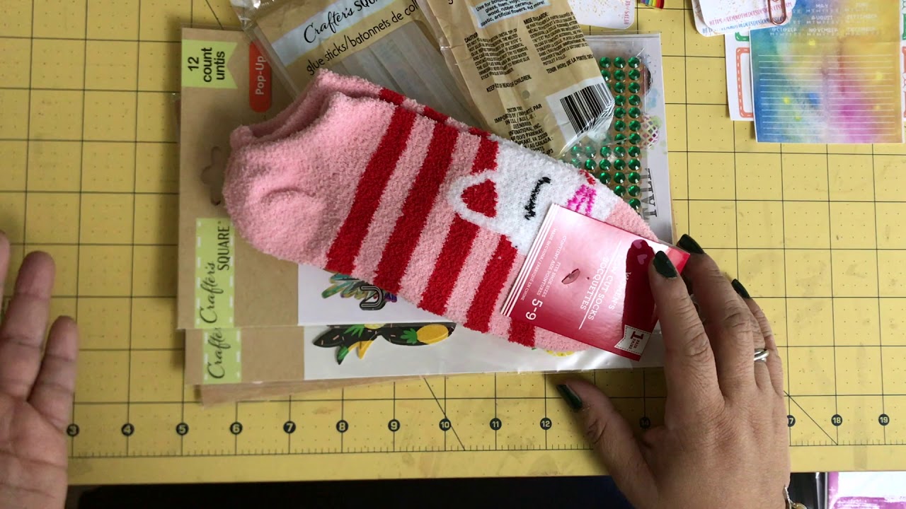 Happy Mail Share / Dollar Tree Haul - YouTube