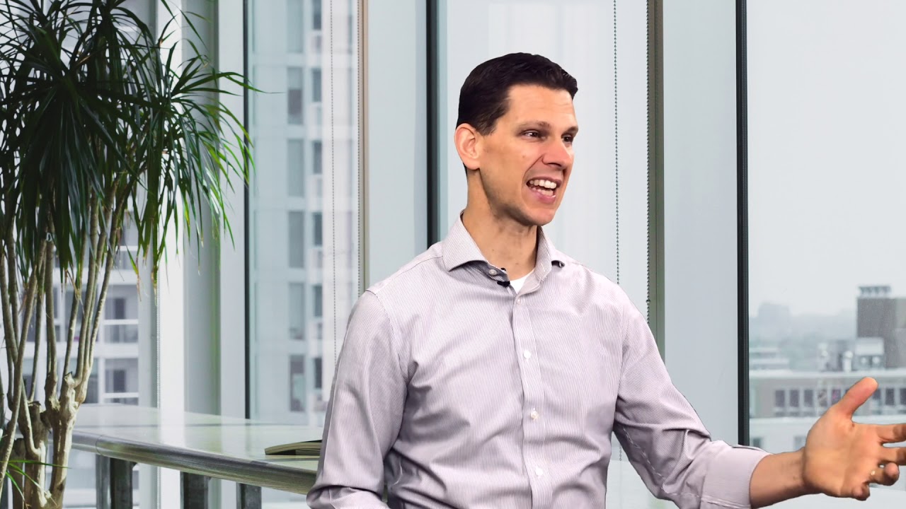 How to get people to like you in 40 milliseconds - YouTube