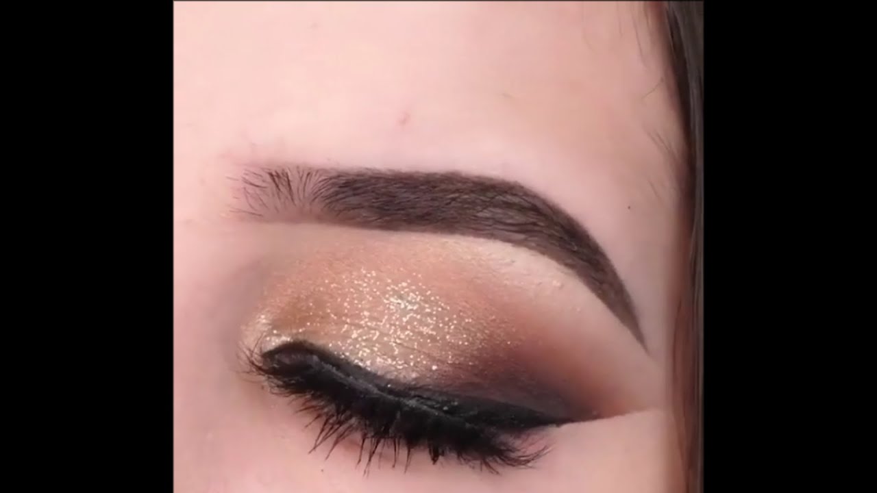 Glitter Glam || gold Eye Makeup Tutorial - YouTube