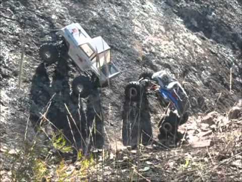 HPI vs Redcat Rockslide RS10 hill climb - YouTube