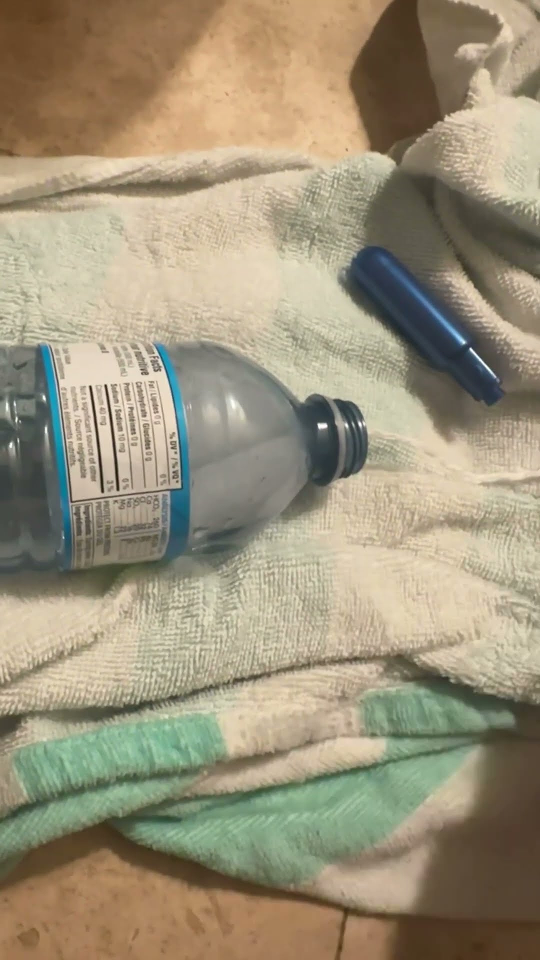 How to insert and remove a tampon - YouTube