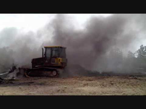 Extreme Dust Pushing with the Dozer - YouTube