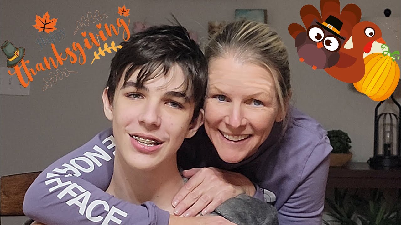 The Battle Family Thanksgiving Special! - YouTube