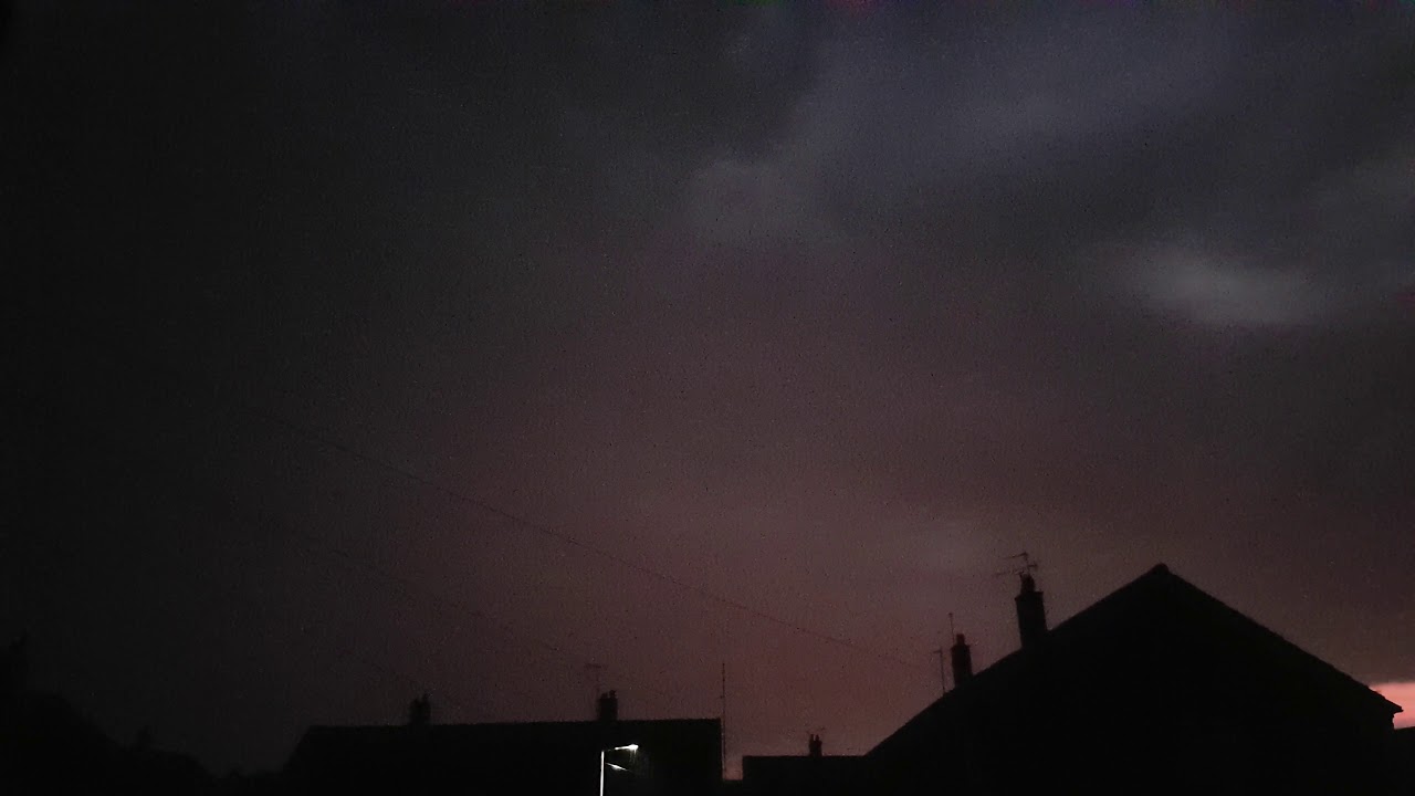 Live thunder lightning 1/3 - YouTube