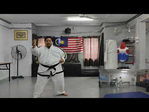 Pattern Do San, Taekwon-Do ITF by Master Nizam from Malaysia - YouTube