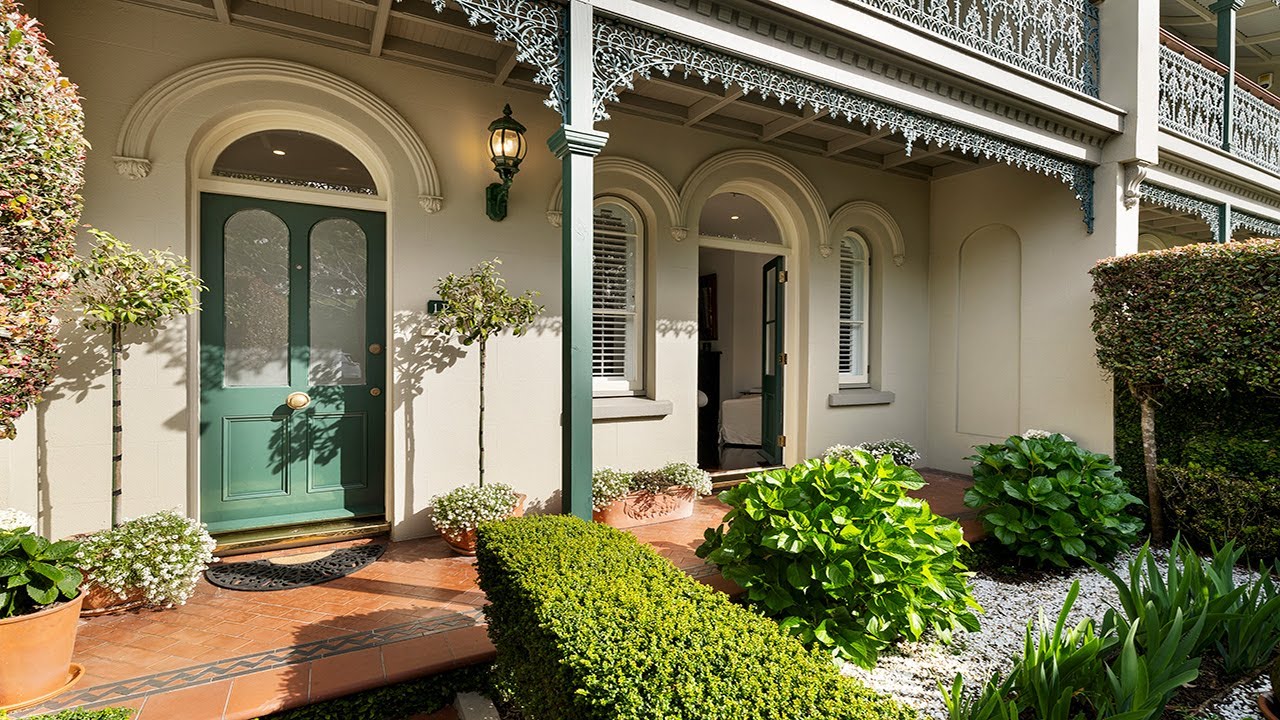 1P George Street Final edit - YouTube