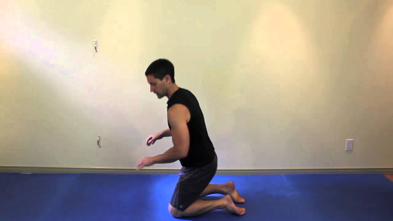 Cool Bodyweight Exercise - Skill & Strength With The Spinal Wave - YouTube