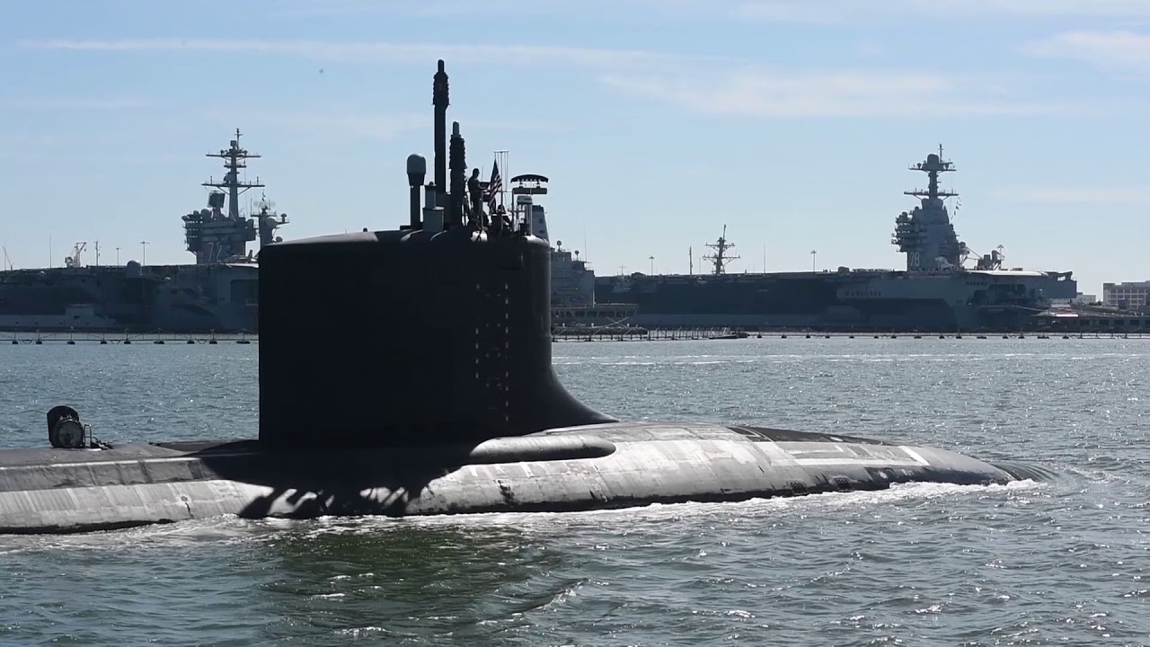 PCU Washington (SSN 787) Pulls into Naval Station Norfolk following Sea ...