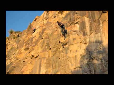 Rock Climbing at Brisbane Kangaroo Point - YouTube
