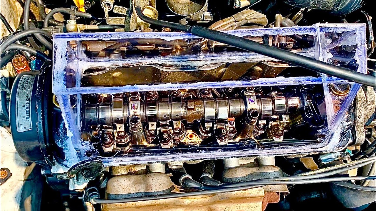 Clear engine valve cover @elchanojose - YouTube